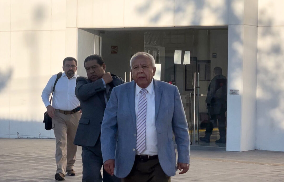 ‘Liberan’ a Garduño, titular del INM, del proceso penal por muerte de ...